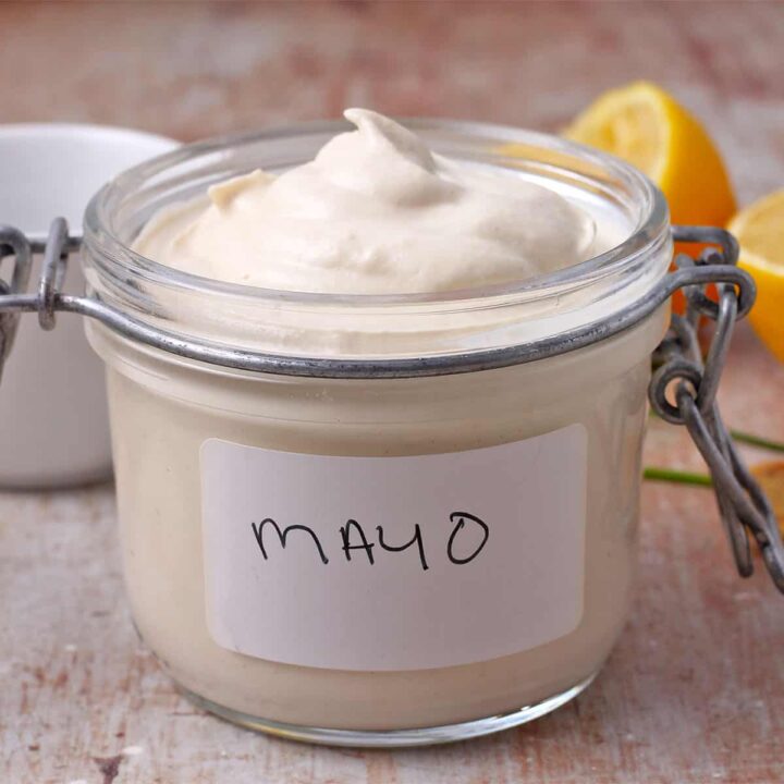 homemade oil-free vegan mayo - Vegan with Gusto